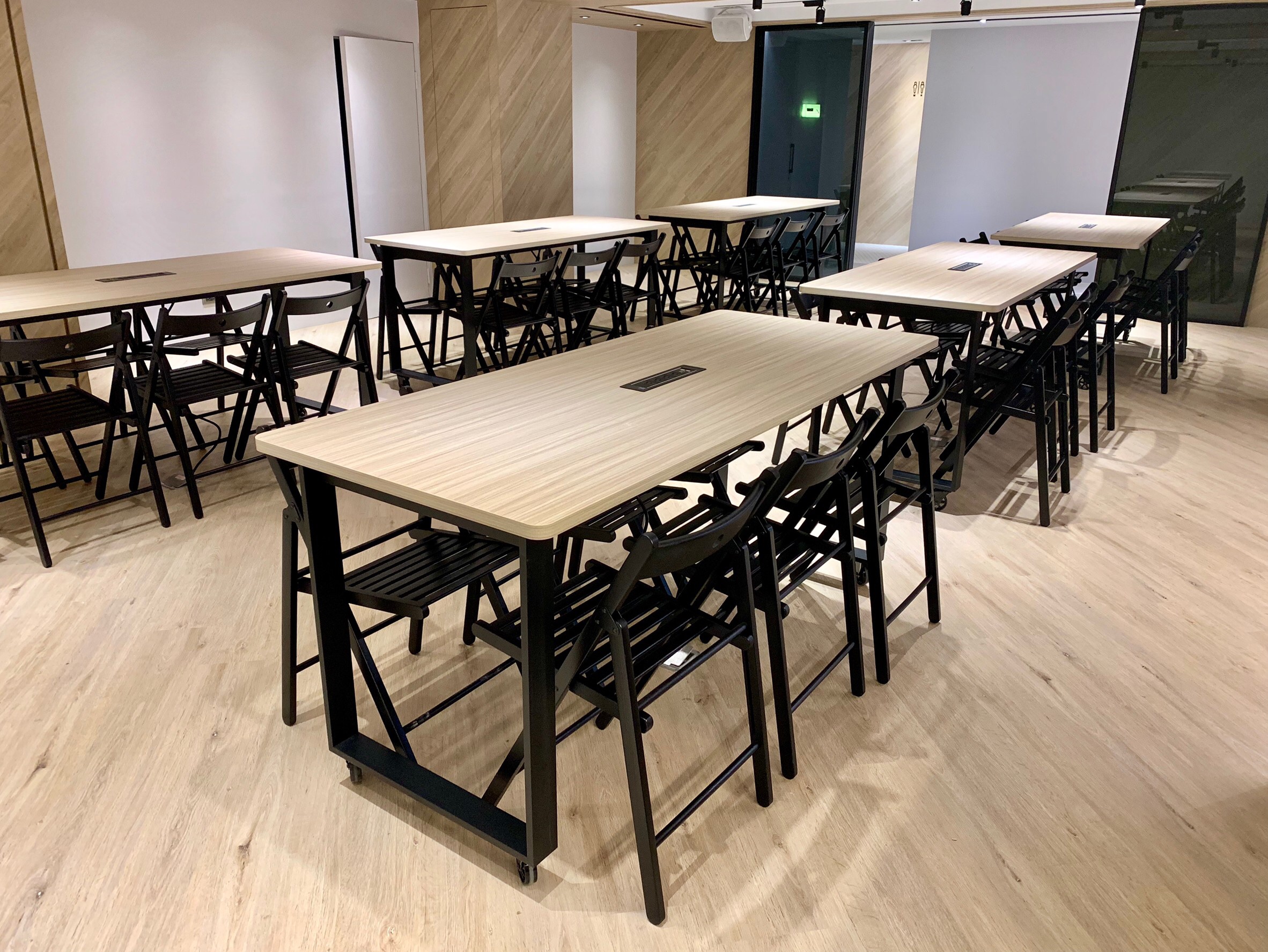 fourwinds - Frame Stand System │ Aluminum Frame Stand Application